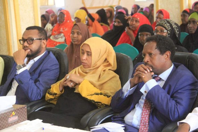 Eng Yarisow “Barnaamijka waxbarashada dadka waa weyn waa mid kor loogu ...