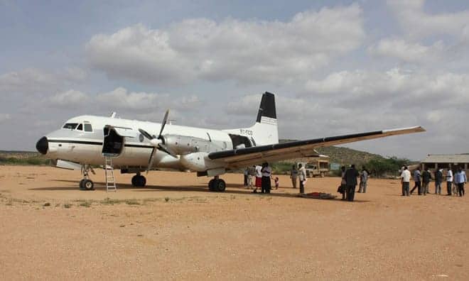 Diyaarad sida Ciidamo oo ka degtay Beledweyne & Wafdi ku wajahan ...