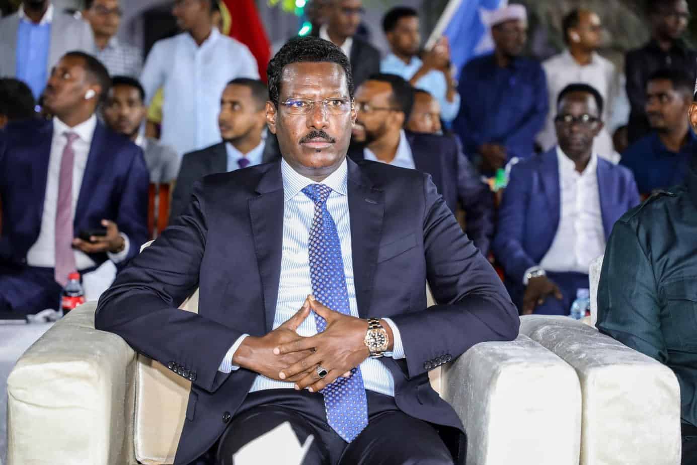 Madaxweyne Qoor Qoor” Wada-hadallo ayaan la galeynaa Siyaasiyiinta ...
