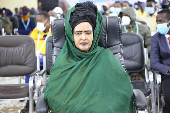 Xildhibaan Sareeda oo loo diiday in ay u dhoofto magaalada Baydhabo ...