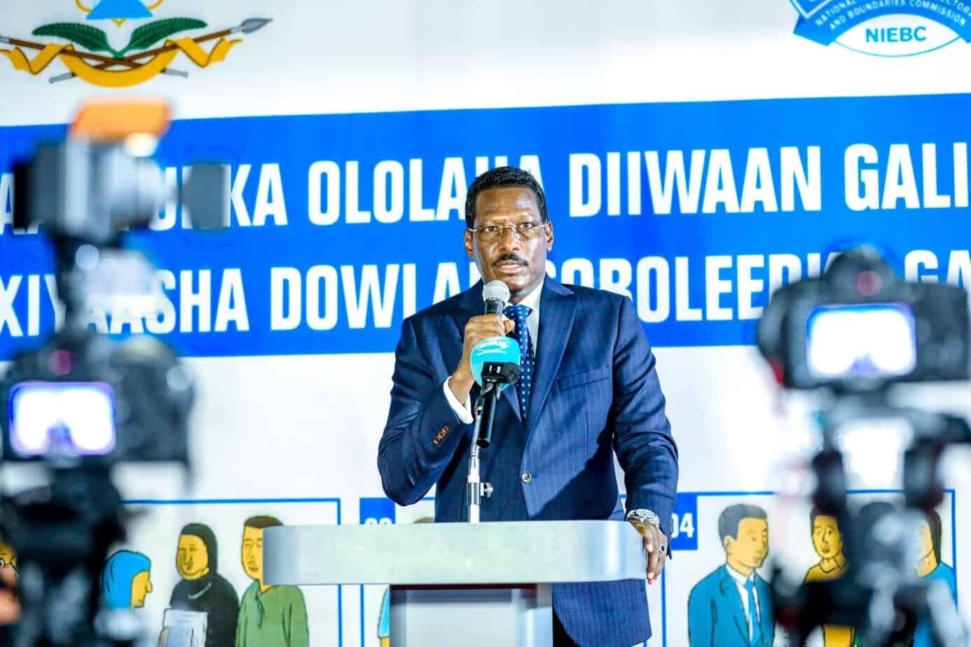 Madaxweyne Qoor Qoor oo u Jawaabay mucaaradka” Xisbi siyaasadeed furto ...